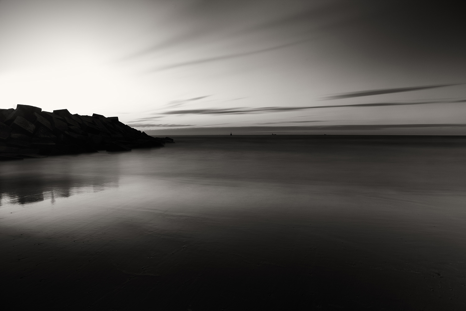 Rowan Heuvel – scheveningen 2 | Save Us From Boring